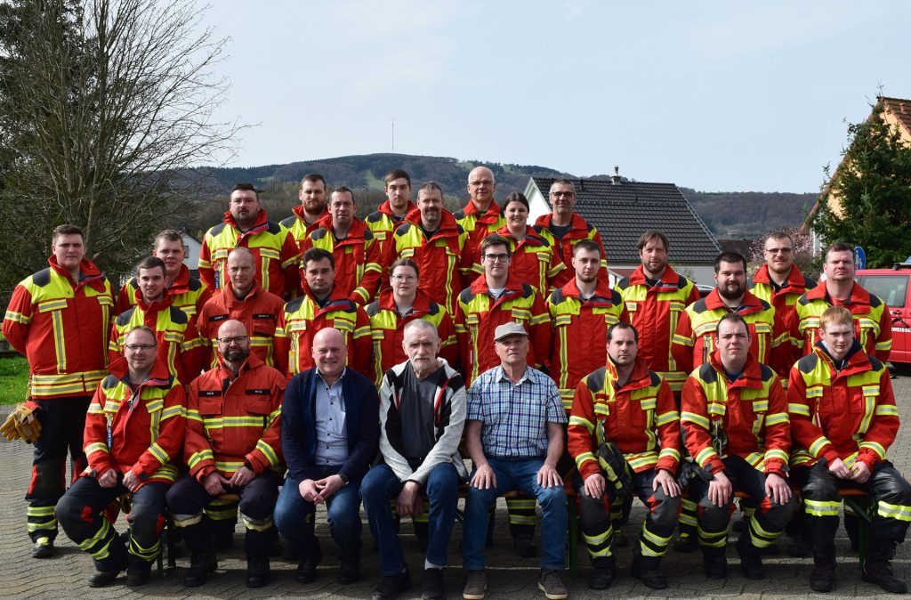 Sicherheit der Feuerwehrleute hat höchste Priorität - Freiwillige ...